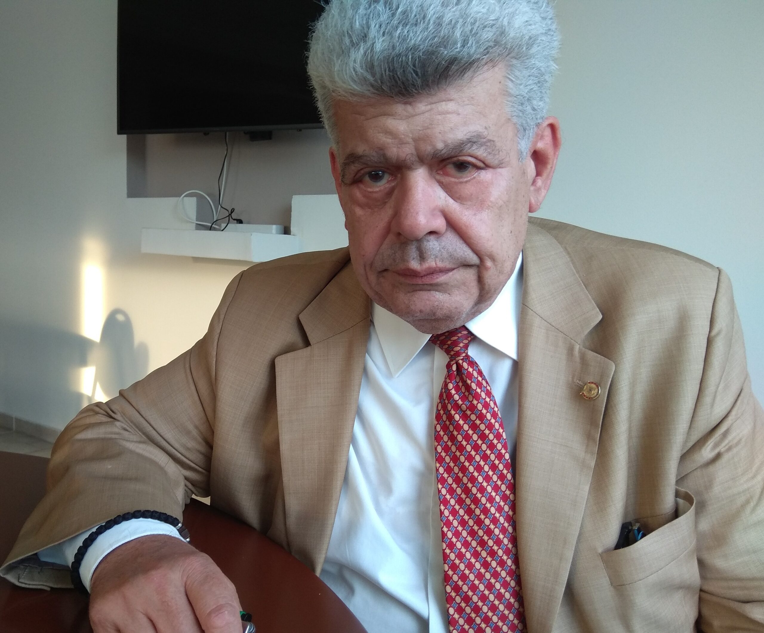 Ο Ομότιμος Καθηγητής Οικονομικής Γεωγραφίας και Γεωπολιτικής Θεωρίας ...